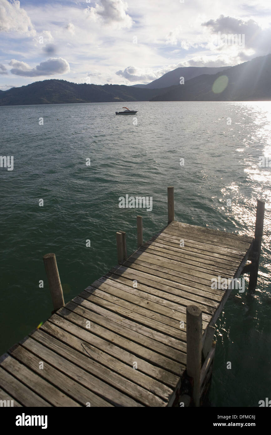 Endeavour sound hi-res stock photography and images - Alamy