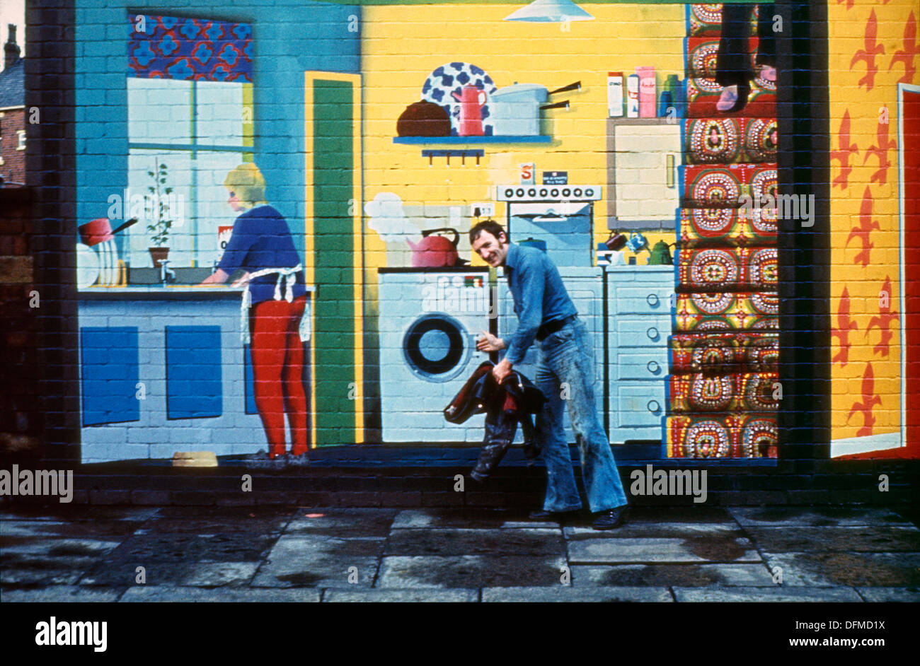 Walter Kershaw wall mural INSIDE OUT HOUSE on the gable end of a ...