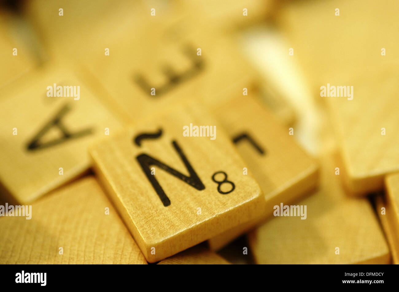 Scrabble letter n hi-res stock photography and images - Alamy
