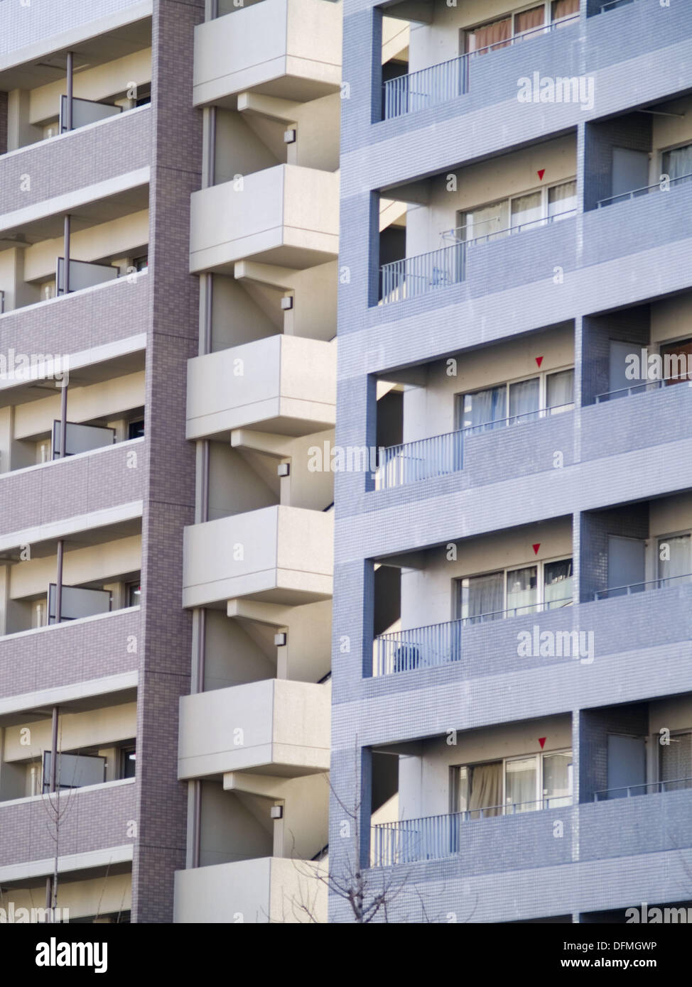Facades of japanese buildings in kyoto hi-res stock photography and ...