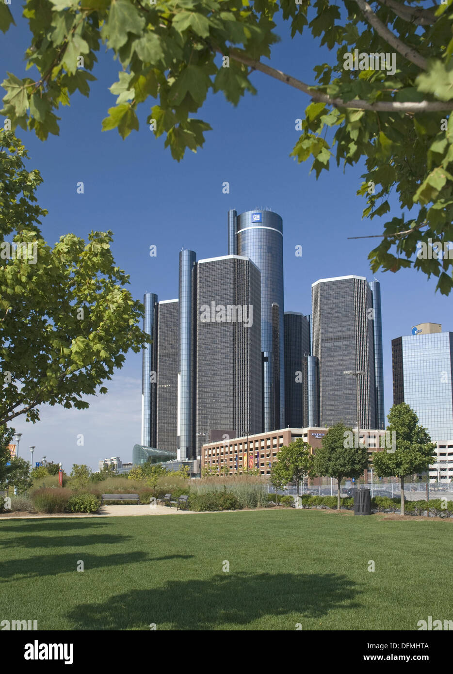 Renaissance center hi-res stock photography and images - Alamy