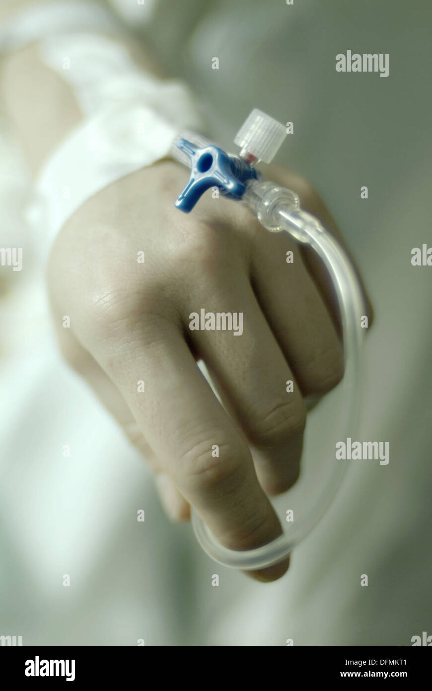 Iv arm hi-res stock photography and images - Alamy