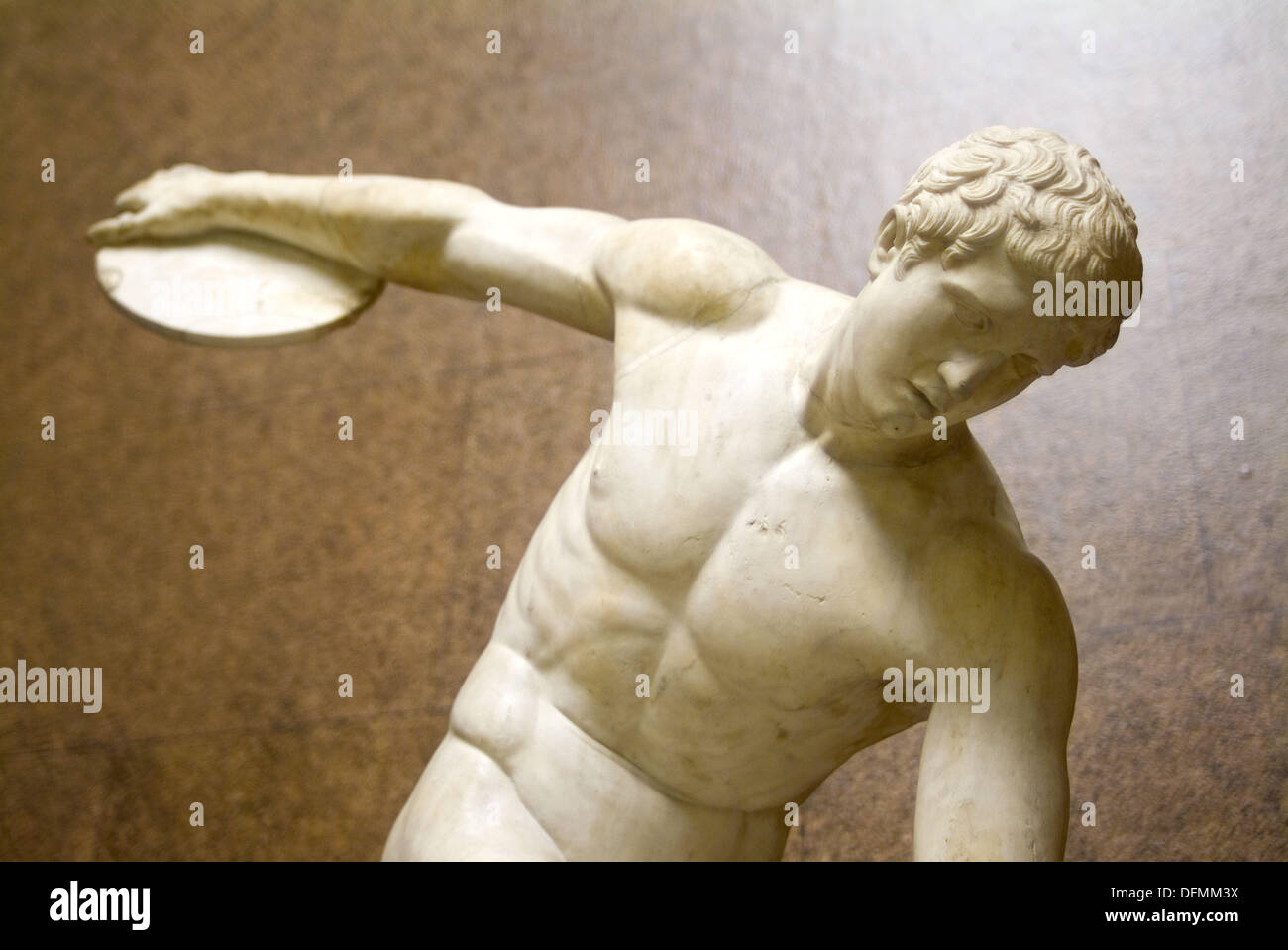 Discus Thrower By Myron at Taylah Cayley blog