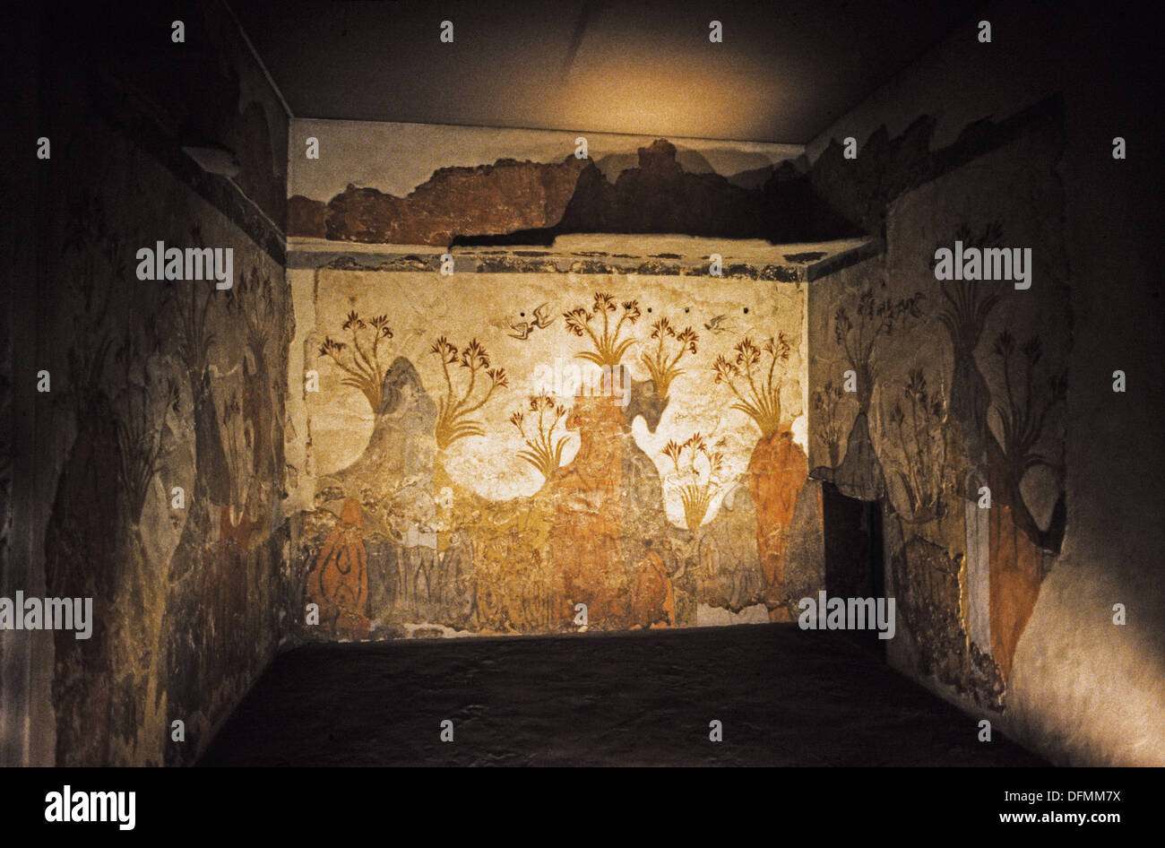 Spring fresco thera volcanic rocks hi-res stock photography and images ...