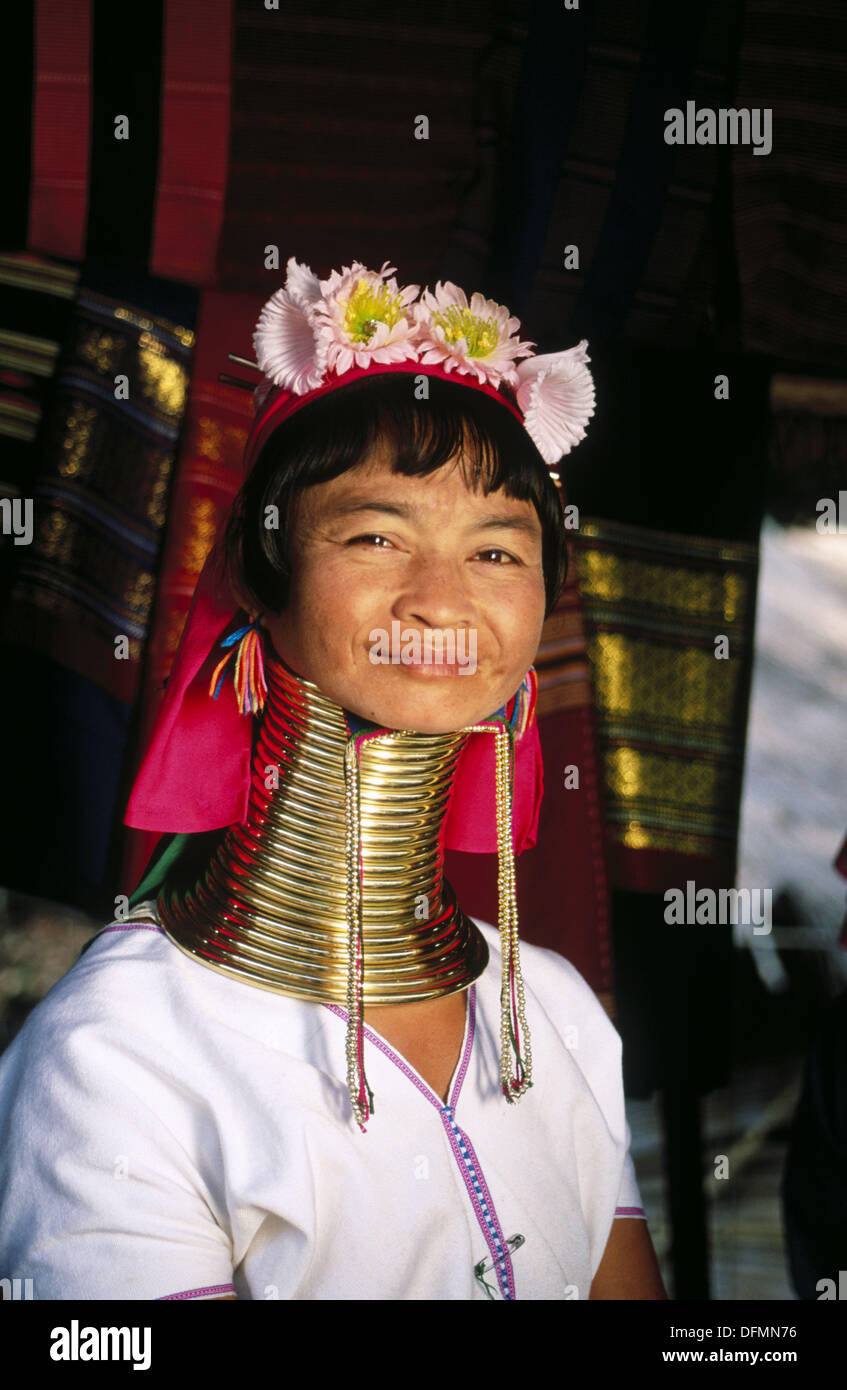 Neck very long hi-res stock photography and images - Alamy