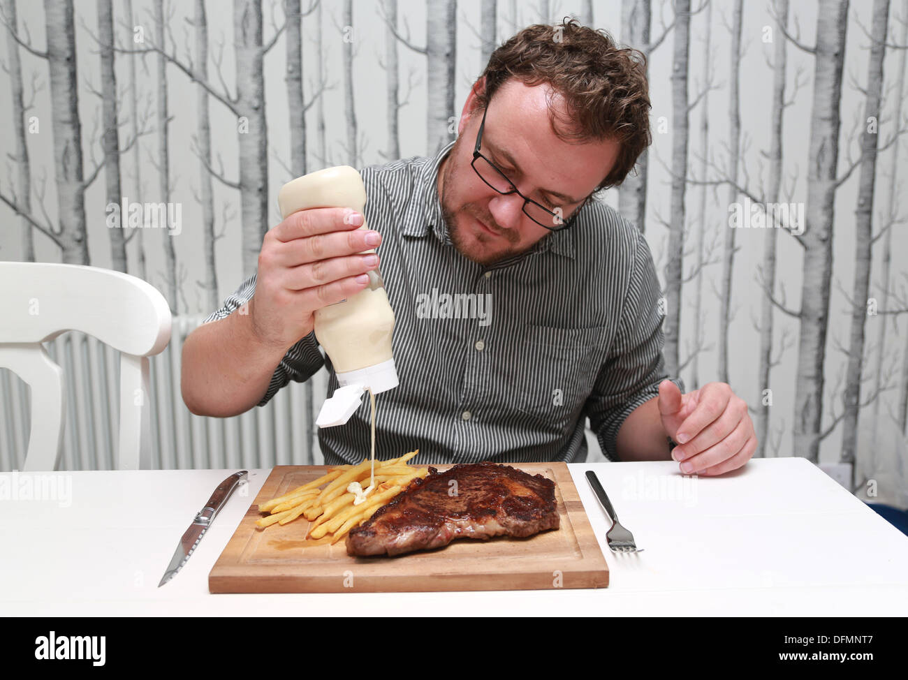 Man eating steak hi-res stock photography and images - Alamy