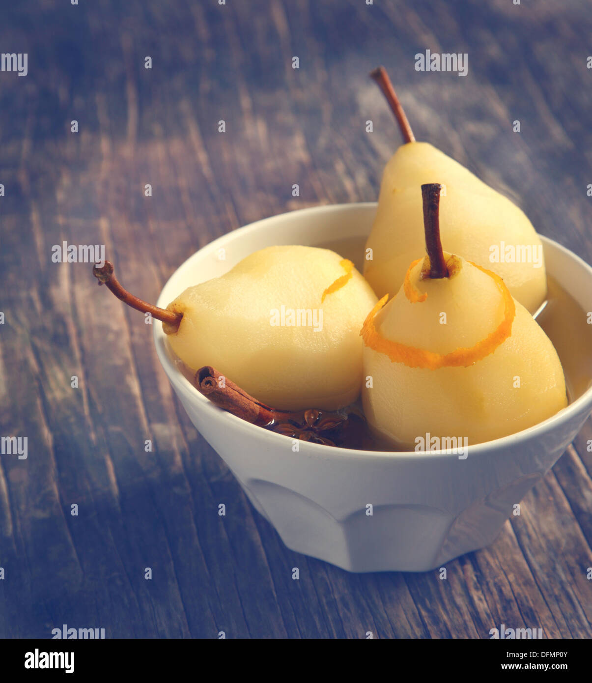 Poached hi-res stock photography and images - Alamy