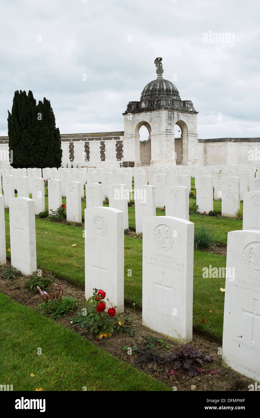 Tyne Cot ww1 cemetery Belgium Belgian World War One cemeteries Stock ...
