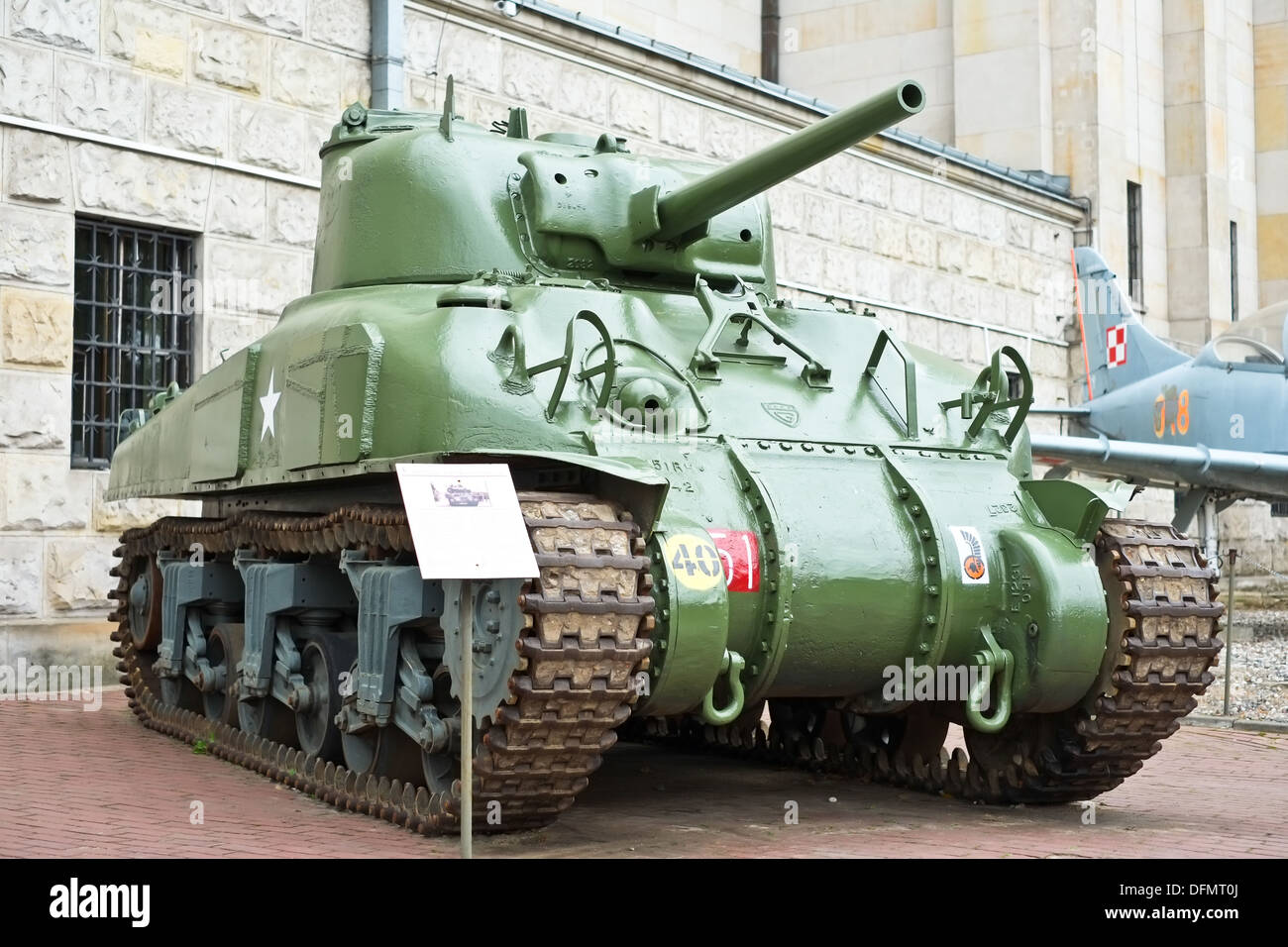 Tank army hi-res stock photography and images - Alamy