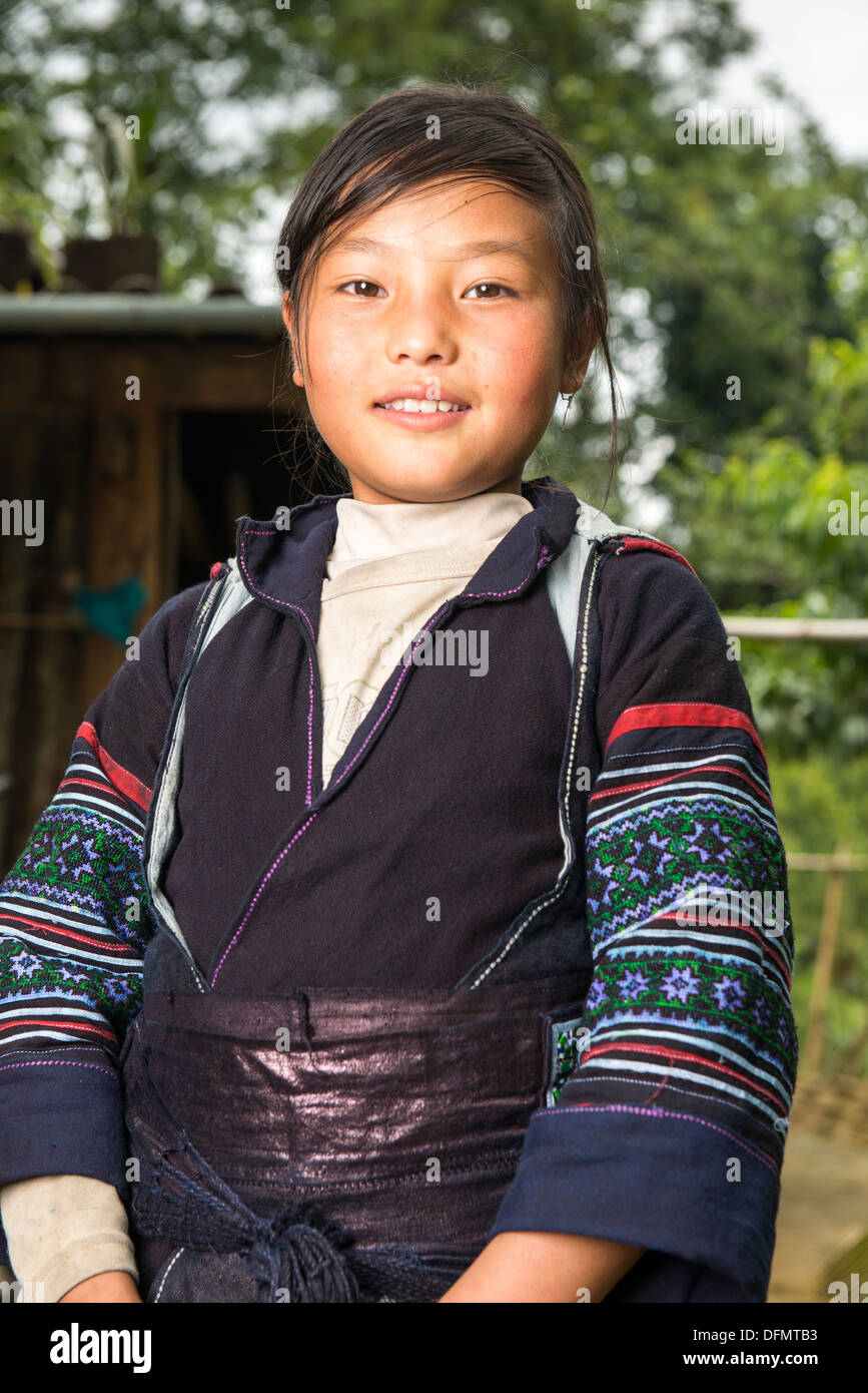 Girl tradition hi-res stock photography and images - Alamy