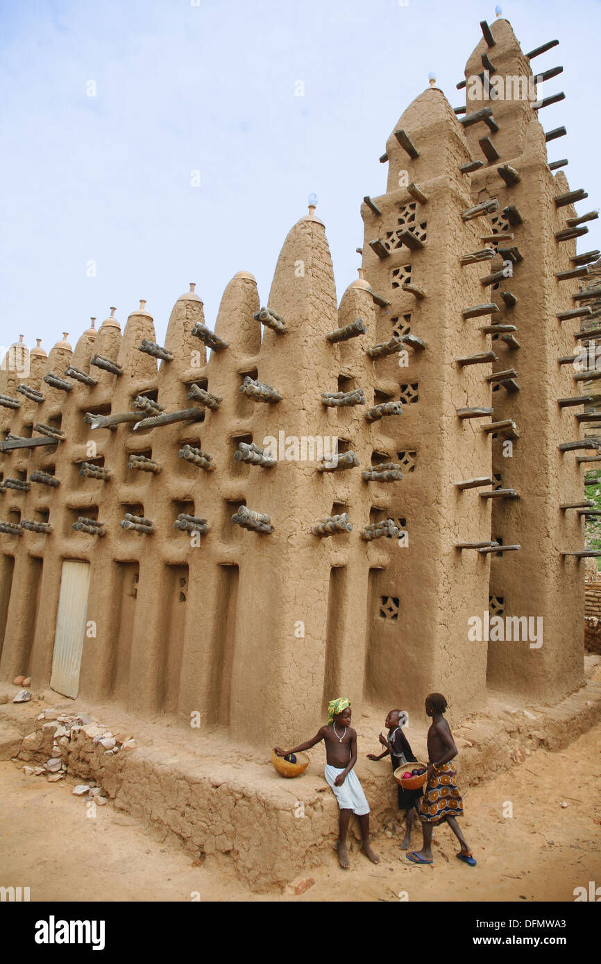 Clay Architecture Dogon Country High Resolution Stock Photography and ...
