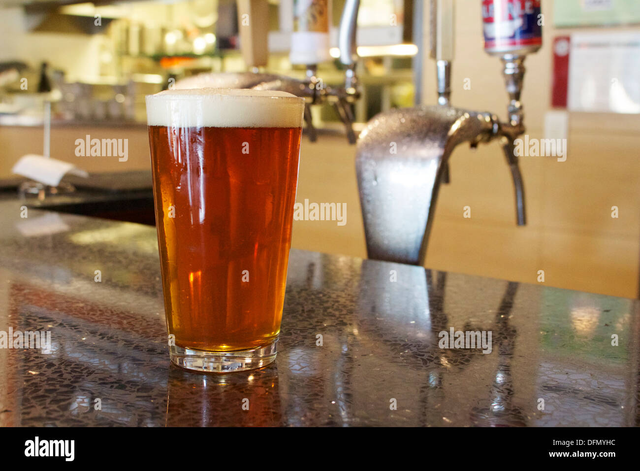 Beer on bar hi-res stock photography and images - Alamy
