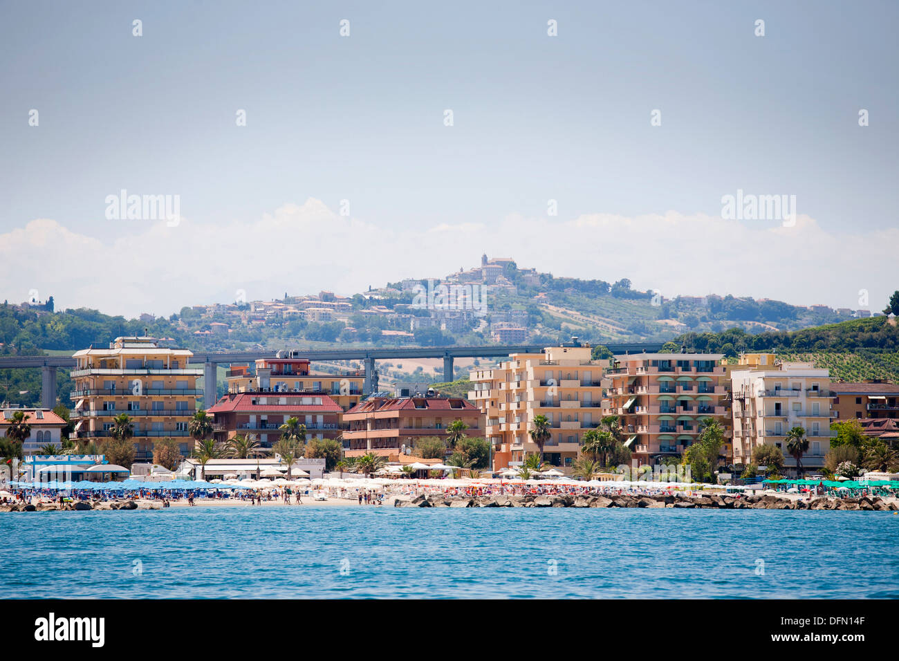 Tronto hi-res stock photography and images - Alamy