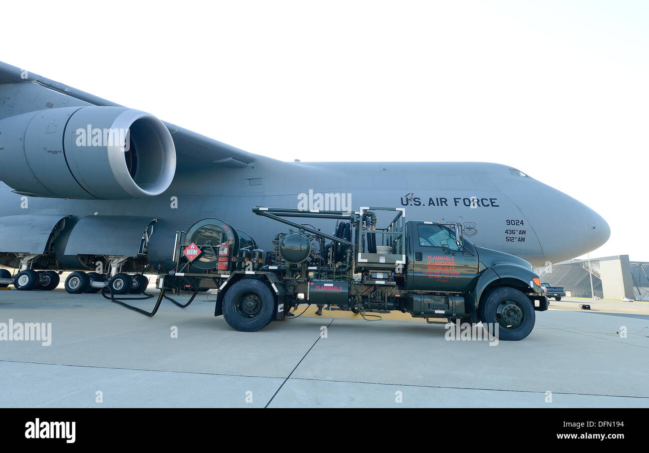 436th airlift wing of dover afb hi-res stock photography and images - Alamy