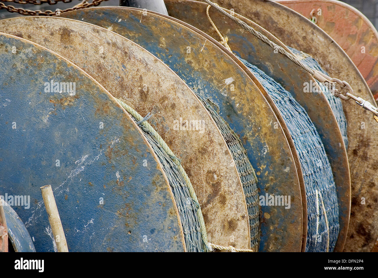 Net drum hi-res stock photography and images - Alamy
