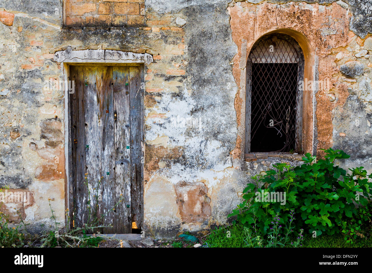Ancient building in Santa Rosa, Ontinyent, Comunidad Valenciana Stock ...