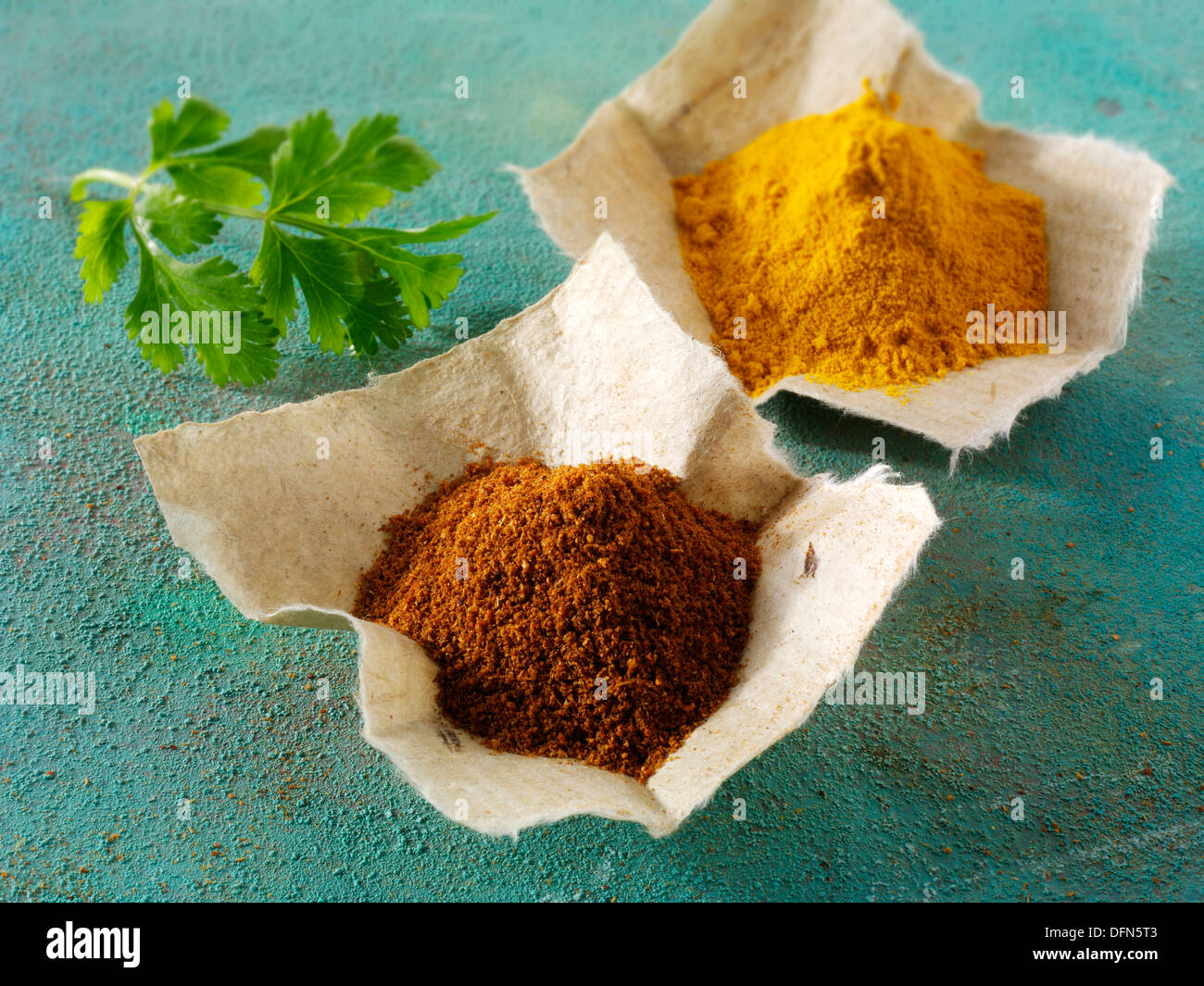 Ground chilli powder spice & ground turmeric Stock Photo - Alamy