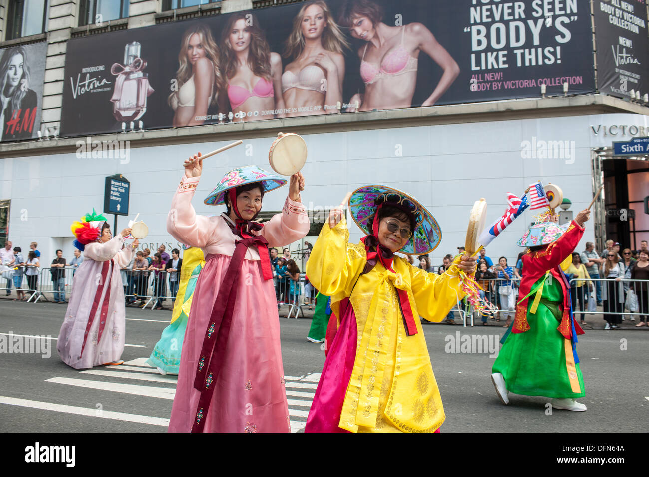 Senior citizen marching band sixth hi-res stock photography and images ...