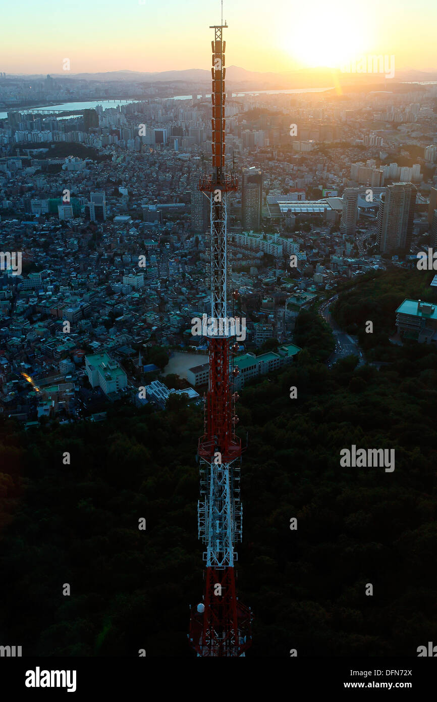 Sun tower seoul hi-res stock photography and images - Alamy