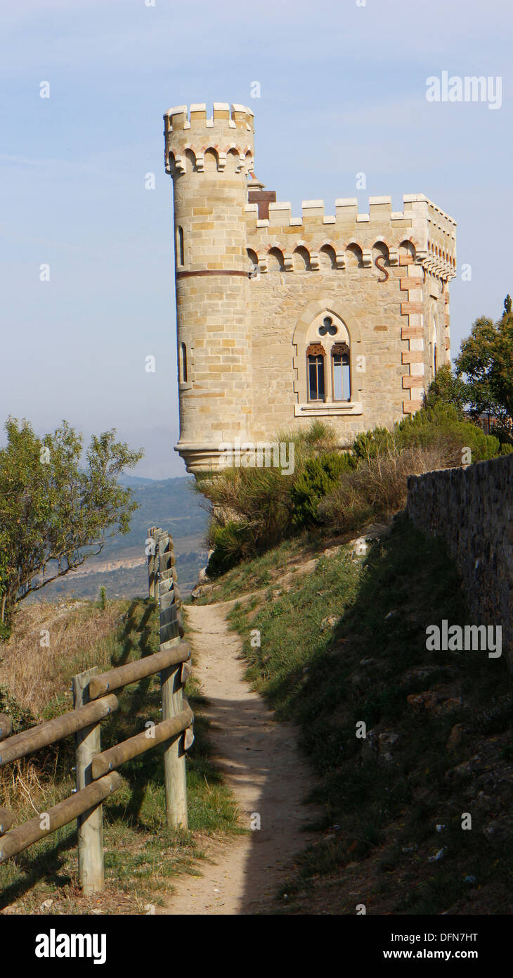 Tour Magdala : Magdala tower, dominating Rennes le Chateau, Aude ...