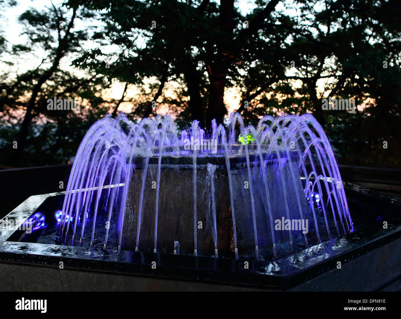 South korea seoul water fountain hi-res stock photography and images ...