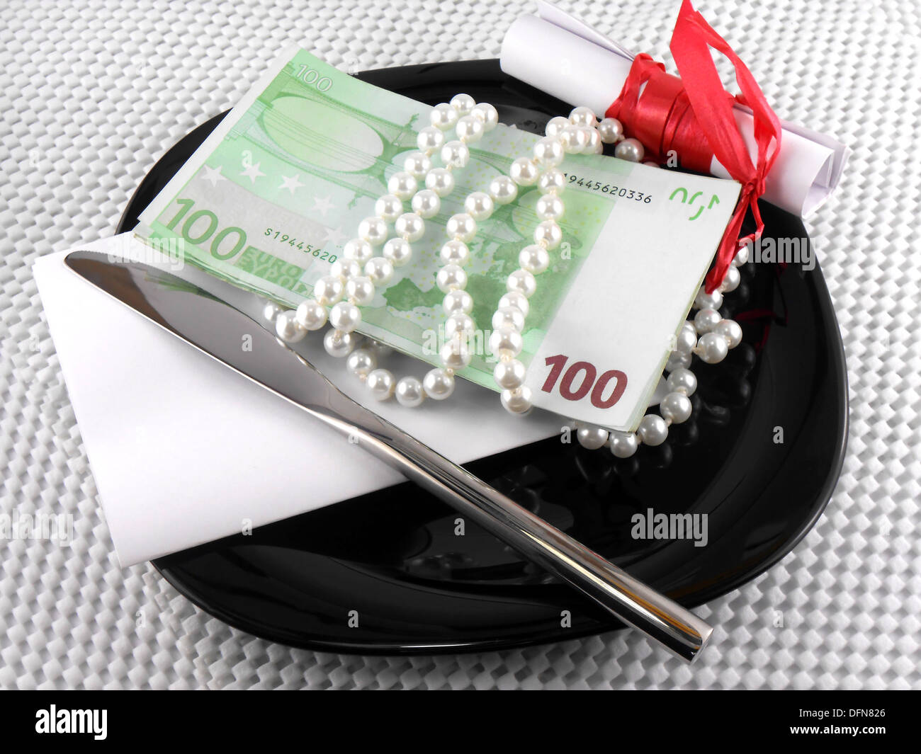 Paper banknote hi-res stock photography and images - Alamy