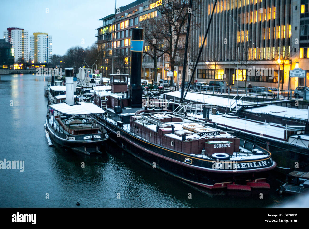 Spree river boats hi-res stock photography and images - Alamy