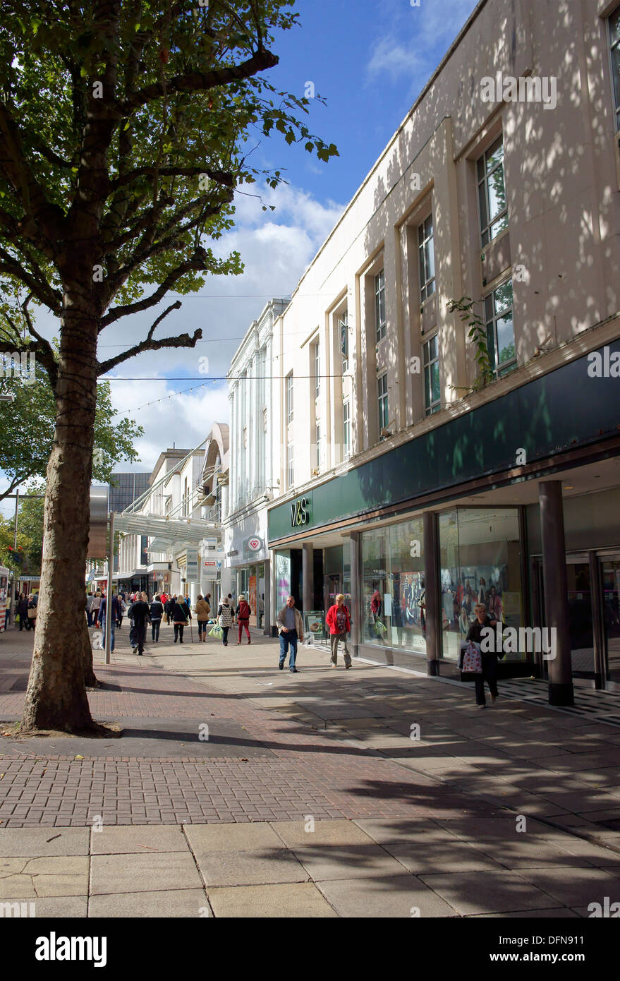 Commercial road hi-res stock photography and images - Alamy