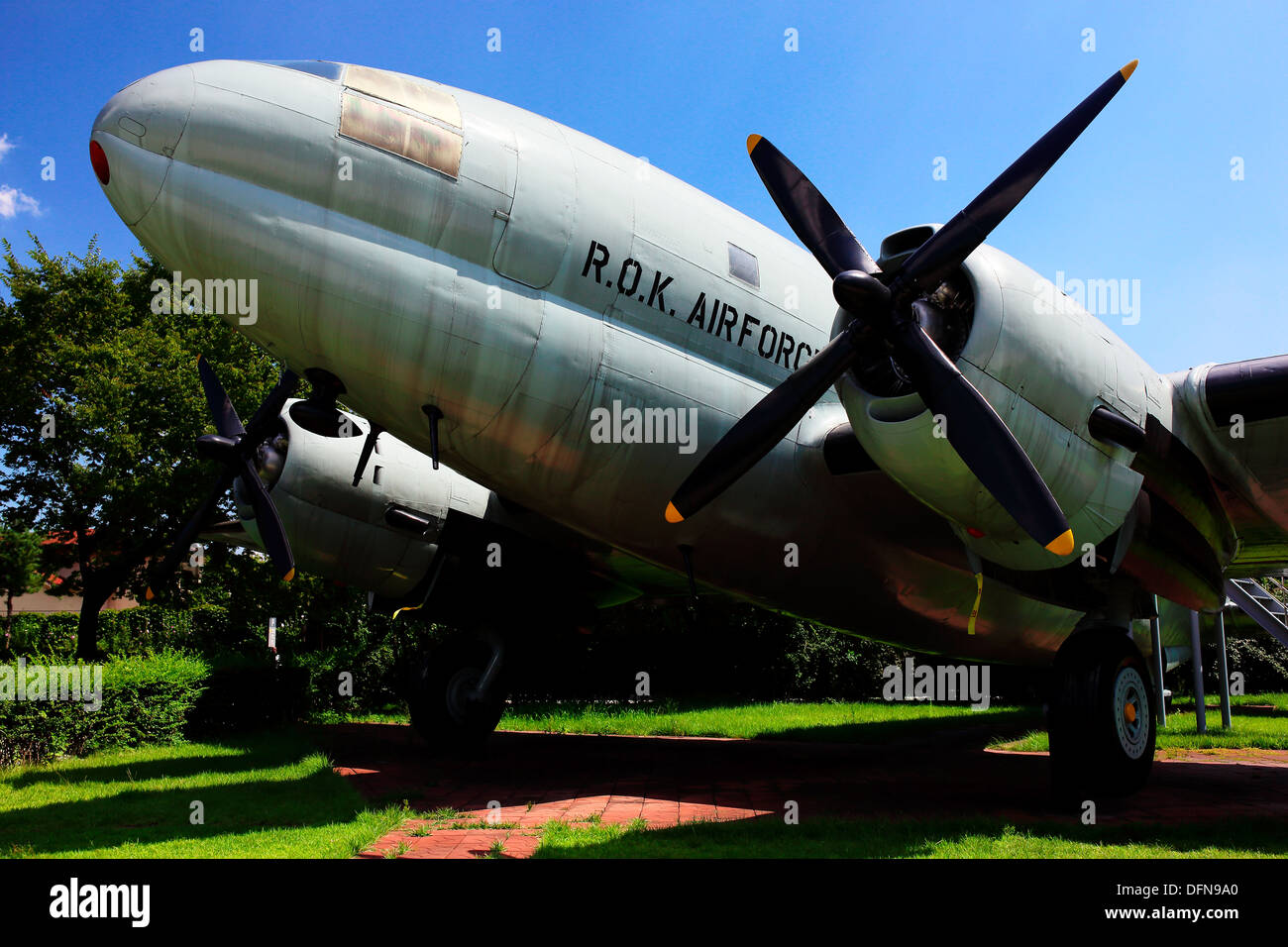 Korean aircraft hi-res stock photography and images - Alamy
