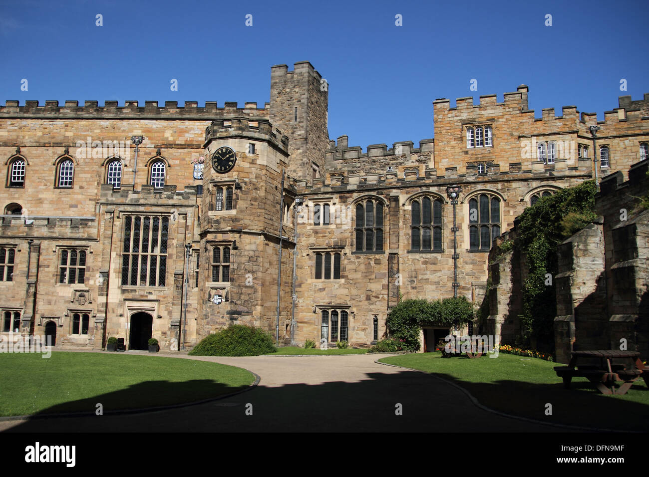 Durham university colleges hi-res stock photography and images - Alamy