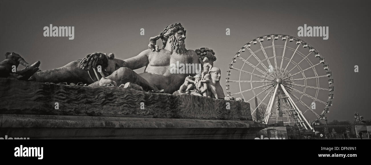 Giant ferris wheel in the Place de la Concorde in Paris Stock Photo - Alamy
