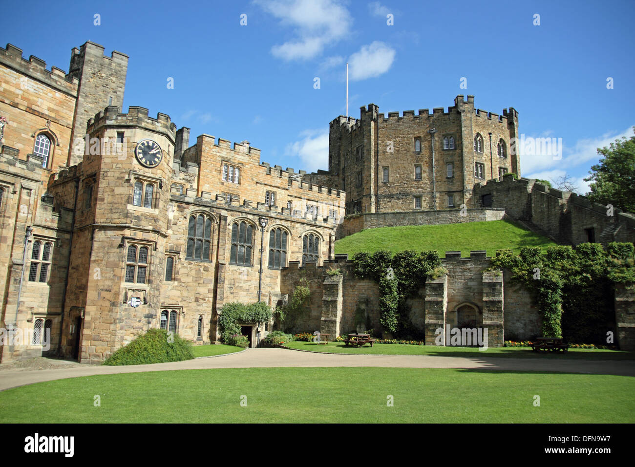 Durham university colleges hi-res stock photography and images - Alamy