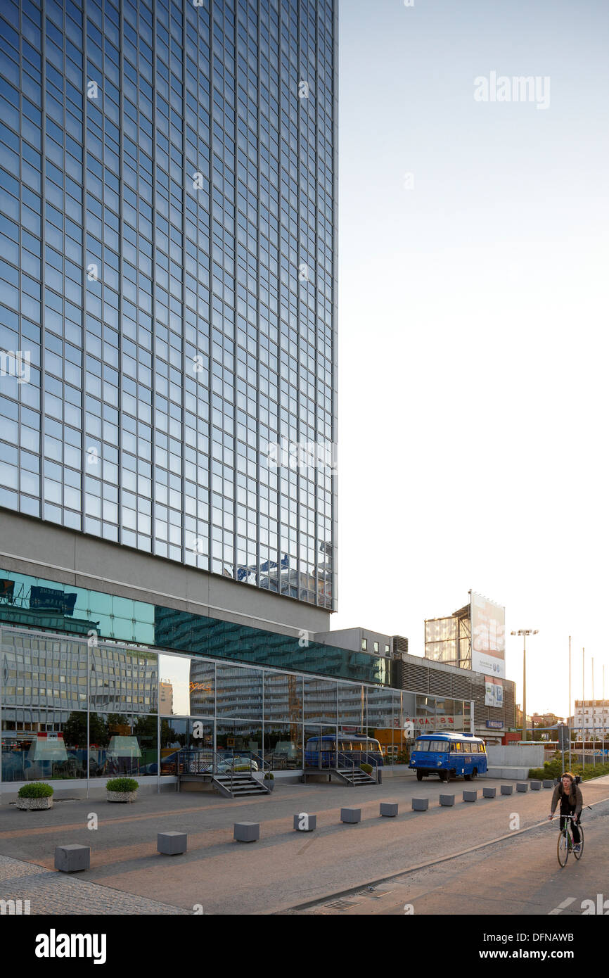 Facade of Park Inn Hotel, Alexanderplatz, Berlin, Germany Stock Photo ...