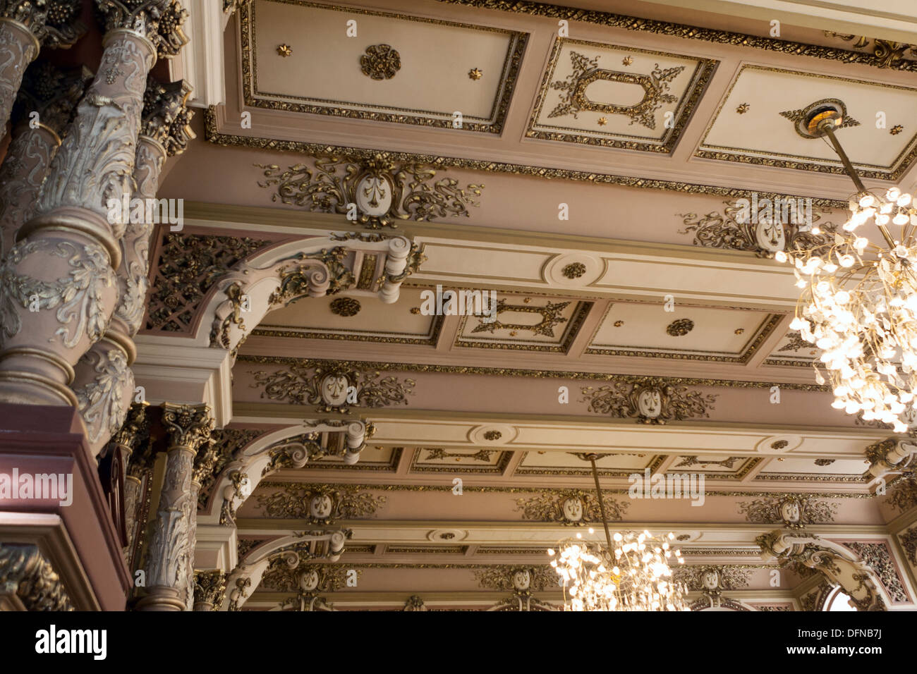 Moscow business district interior hi-res stock photography and images ...