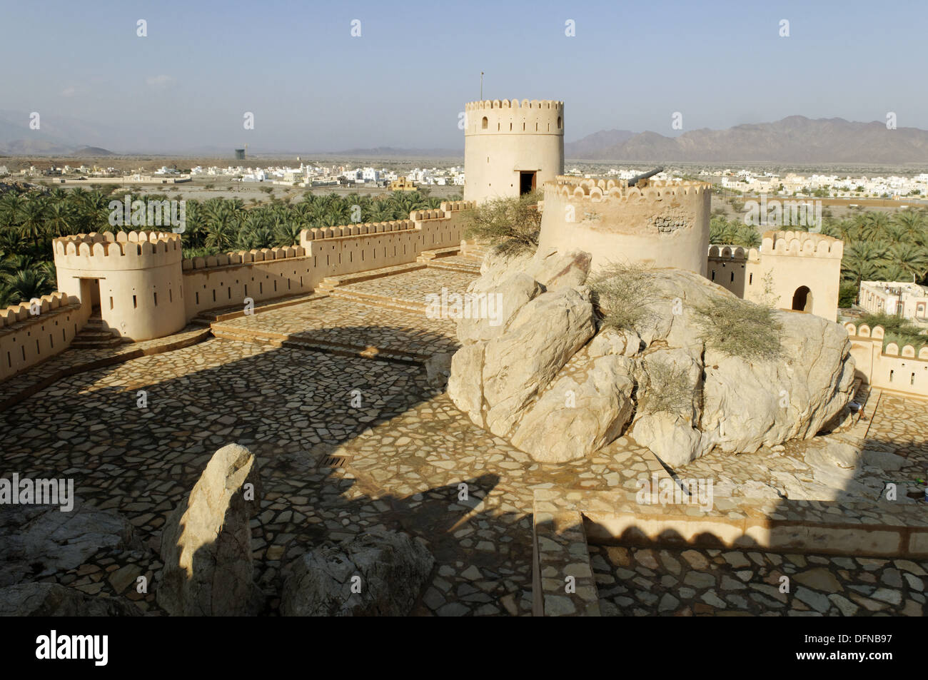 Nakhl oasis hi-res stock photography and images - Alamy
