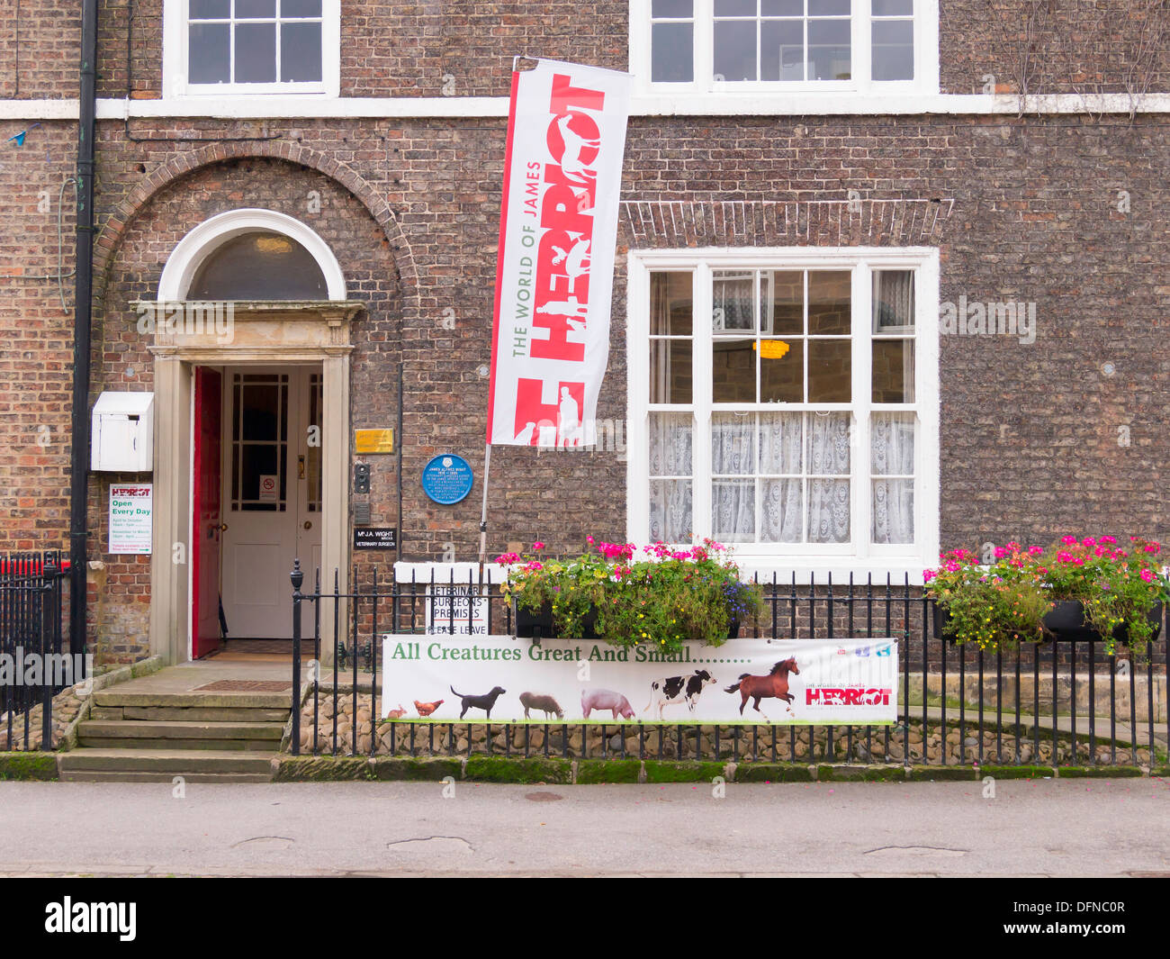 James herriot small hi-res stock photography and images - Alamy