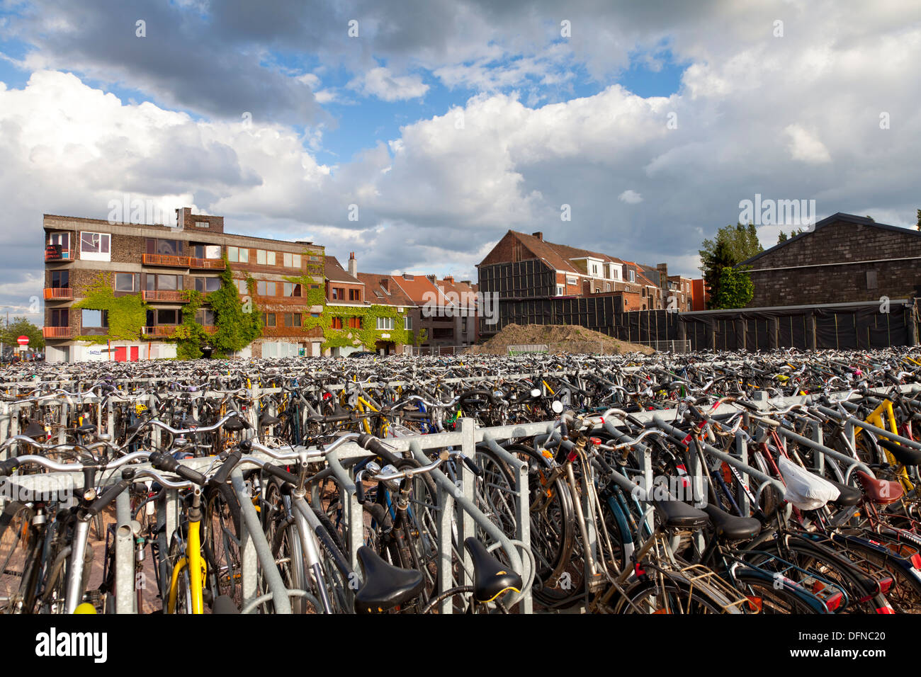 Ghent train station bicycle parking hi-res stock photography and images ...