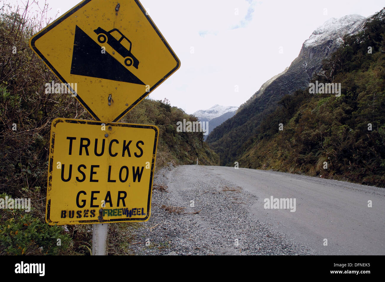 Low gear truck sign hi-res stock photography and images - Alamy