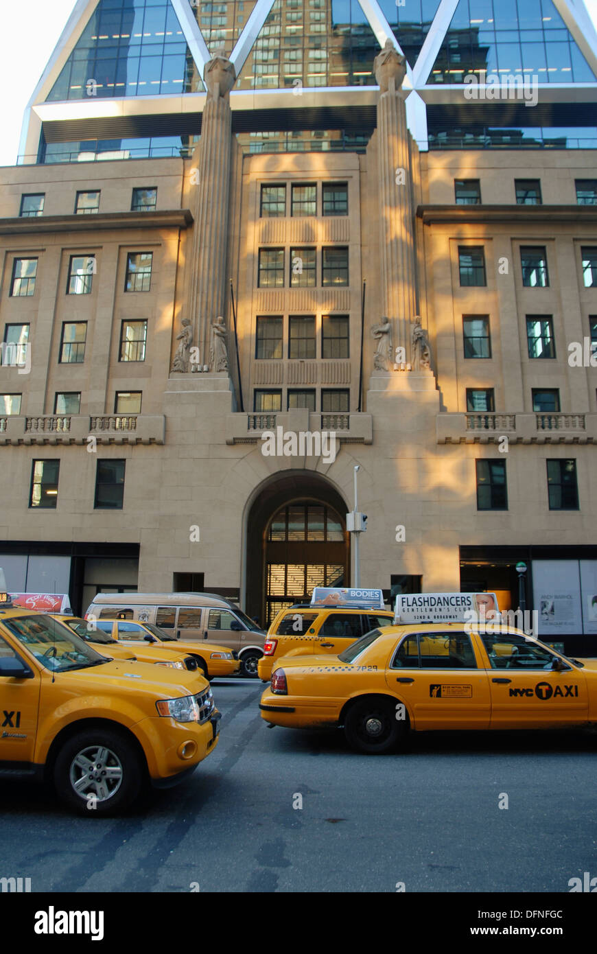 Hearst building nyc architecture hi-res stock photography and images ...
