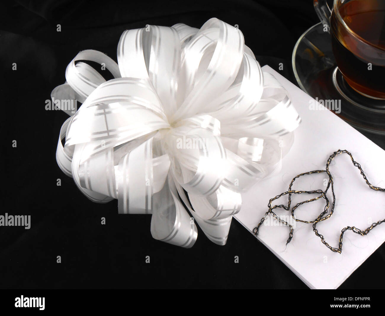 Tea gift hi-res stock photography and images - Alamy