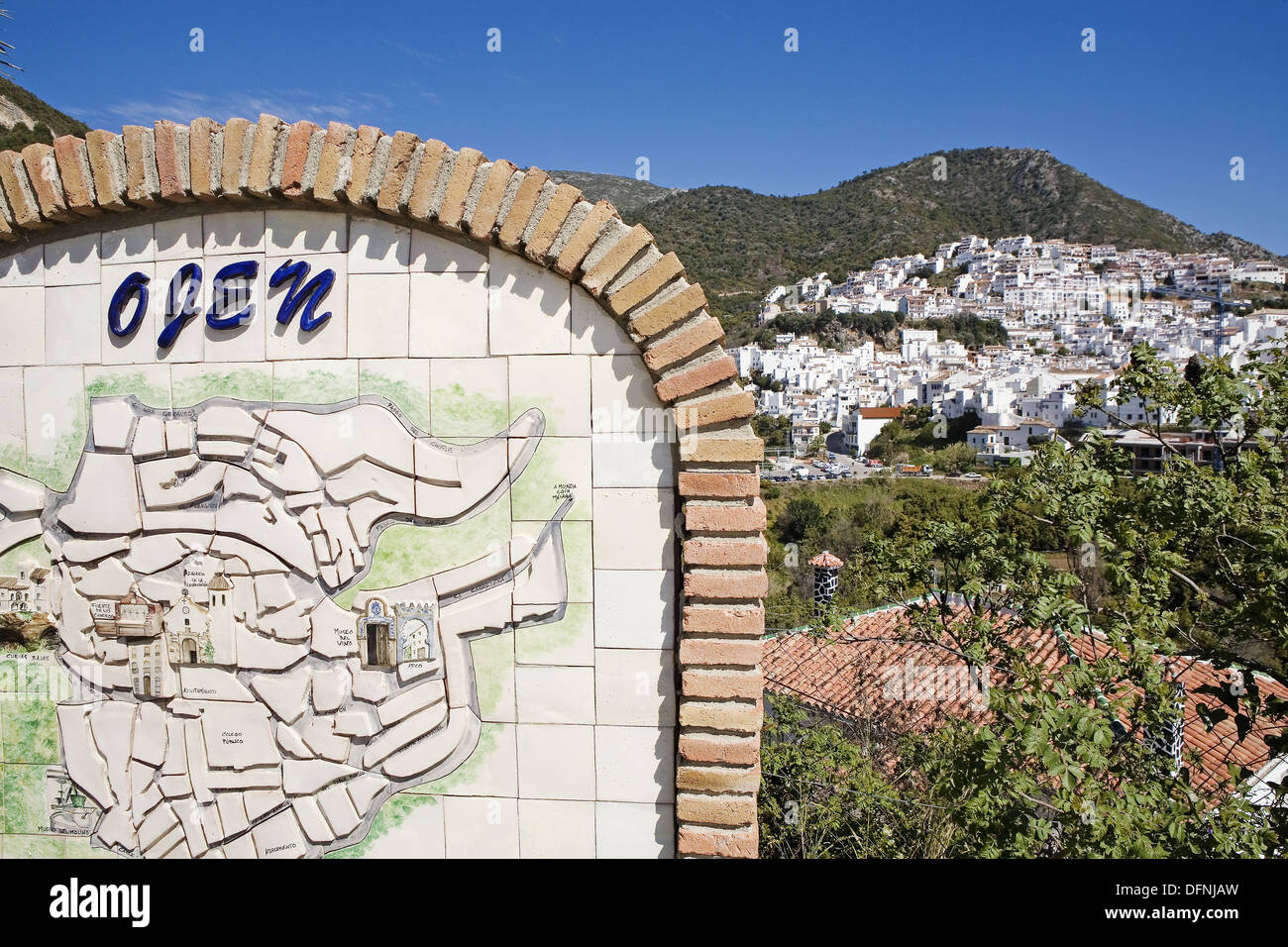 Ceramic relief map hi-res stock photography and images - Alamy