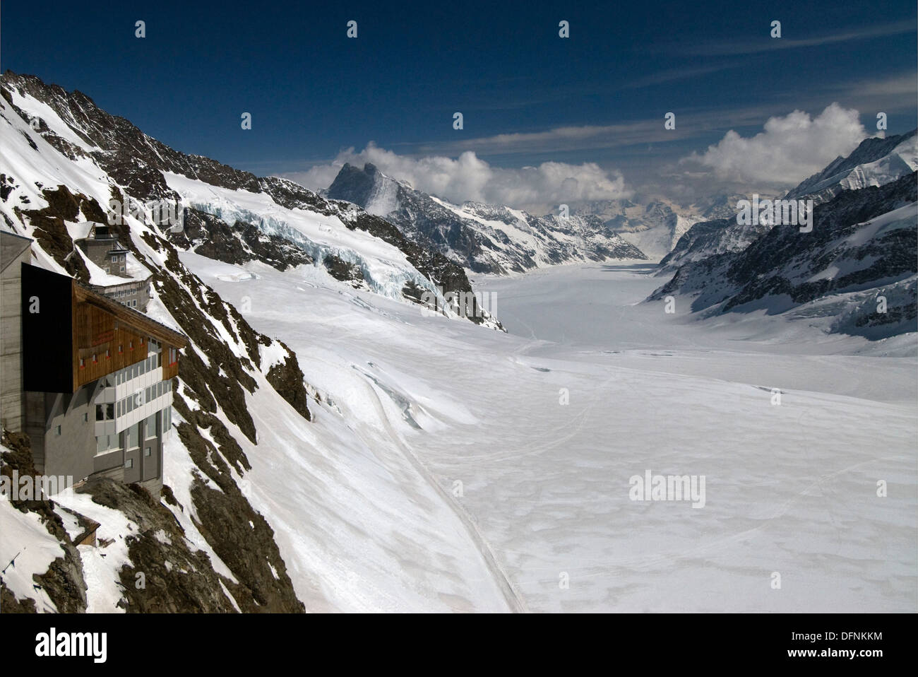 Research station sphinx observatory hi-res stock photography and images ...