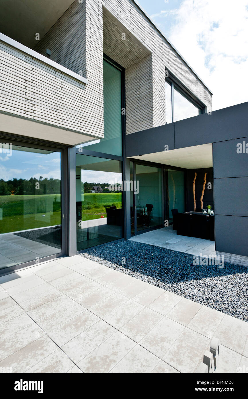 Non detached house hi-res stock photography and images - Alamy