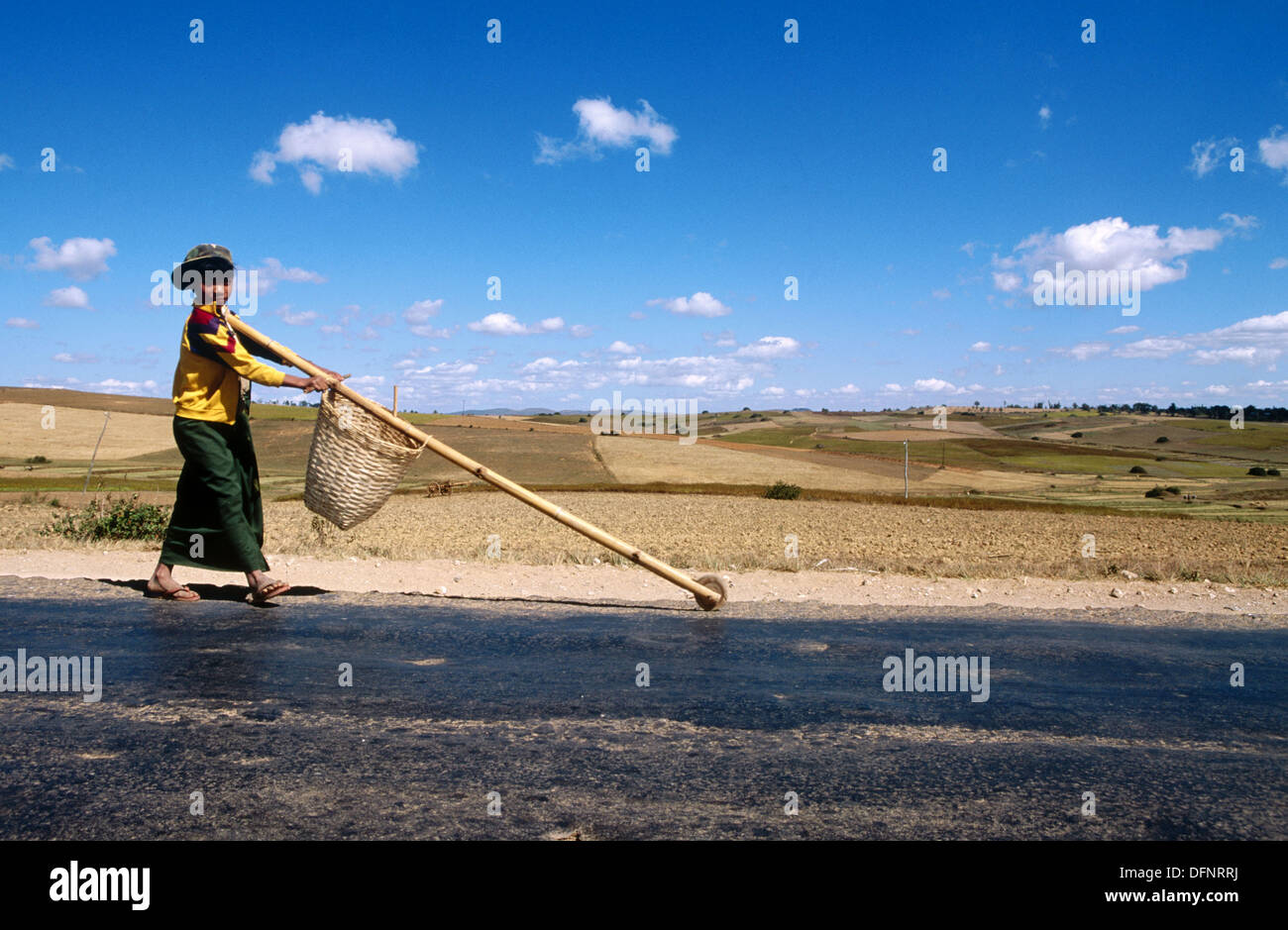Shan state boy male kid hi-res stock photography and images - Alamy