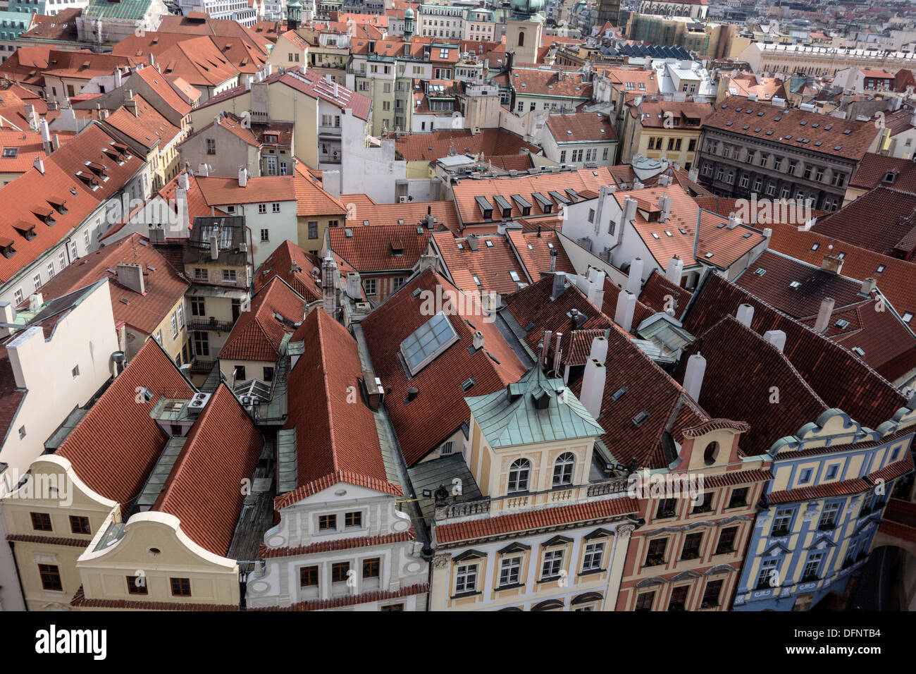 Red color buildings hi-res stock photography and images - Alamy