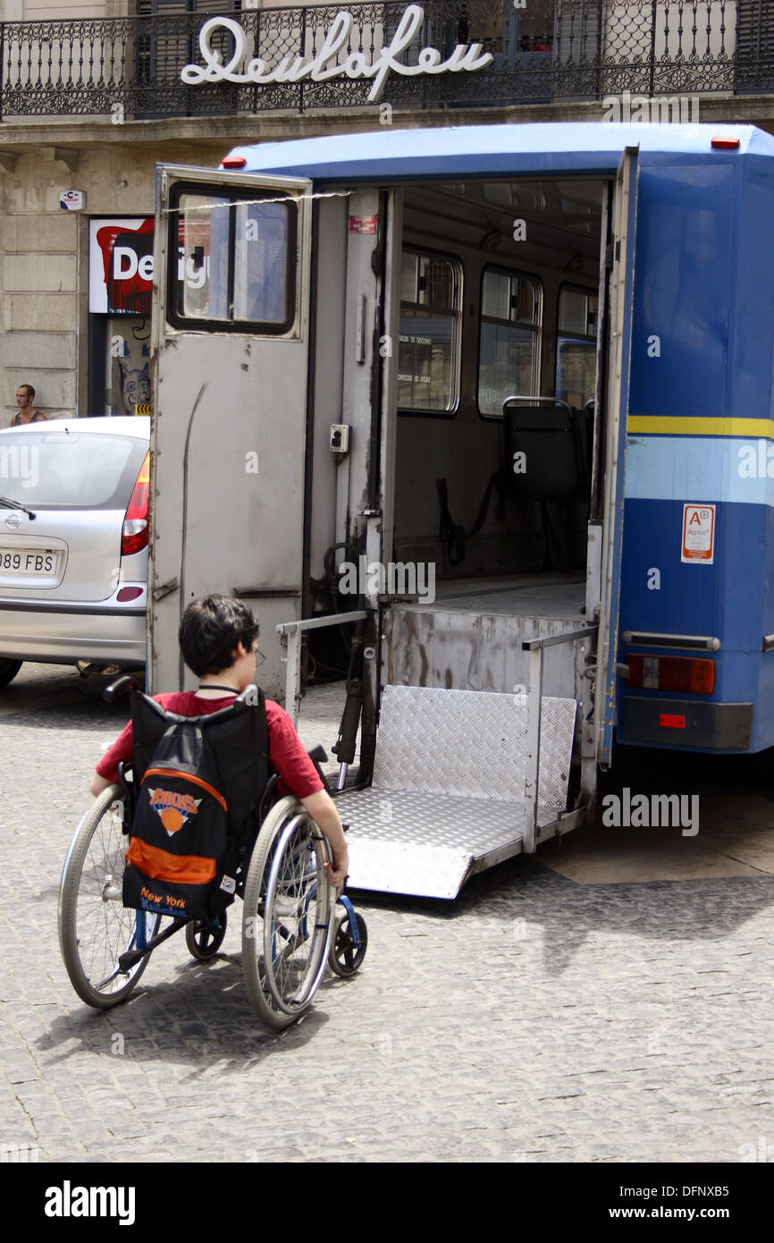 Wheelchair adapted vehicle hi-res stock photography and images - Alamy Wheelchair adapted vehicle hi-res stock photography and images - Alamy