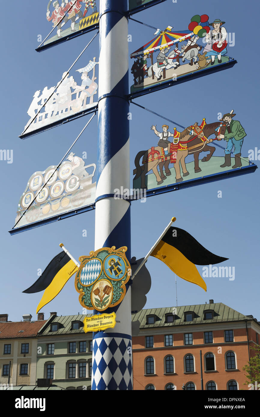 Munich maypole hi-res stock photography and images - Alamy