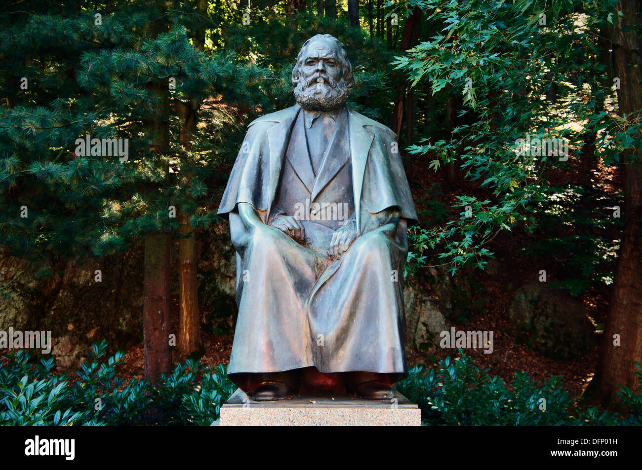 statue of Karel Marx Stock Photo - Alamy