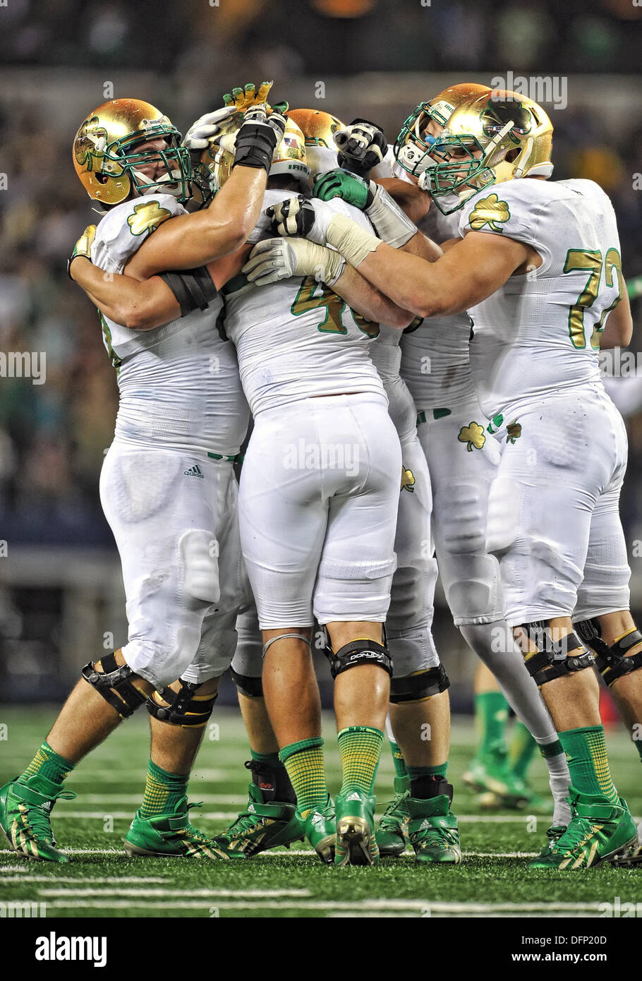 Notre Dame Fighting Irish linebacker Dan Fox (48) celebrates with ...