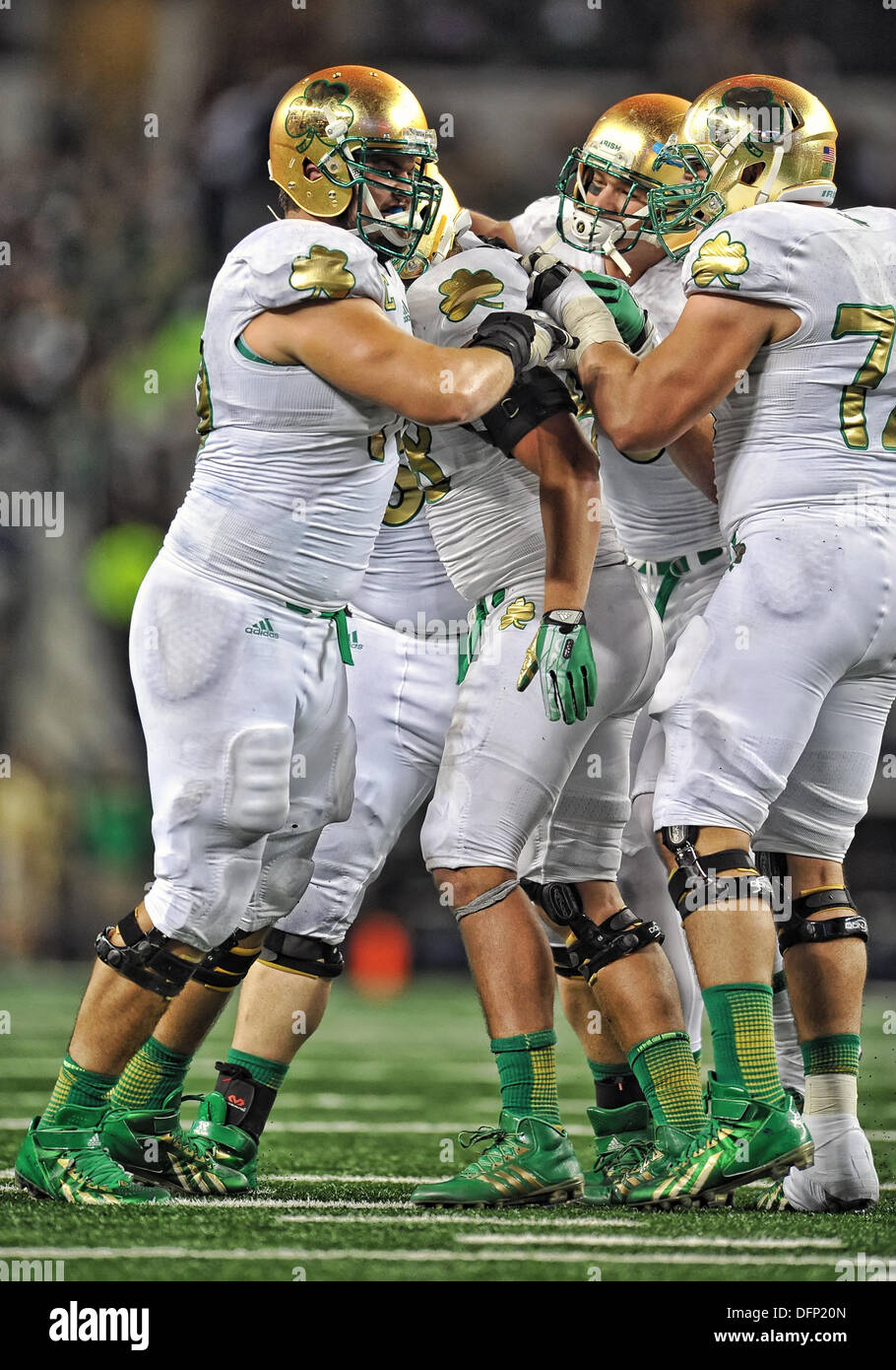 Notre Dame Fighting Irish linebacker Dan Fox (48) celebrates with ...